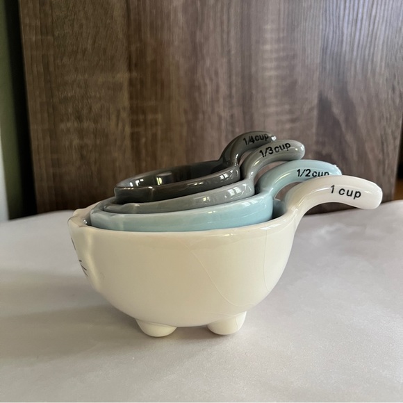 Kitchen | Set Of 4 Ceramic Cat Measuring Cups | Poshmark